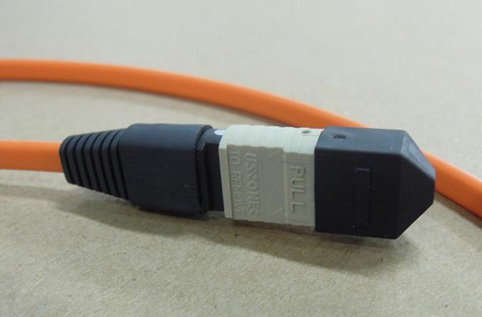 MPO / MTP 8/12/24 cores UPC/APC/OM3 Yellow/Aqua Fiber Optic Patch Cord MPO / MTP 8/12/24 cores UPC/APC/OM3 Yellow/Aqua Fiber Optic Patch Cord